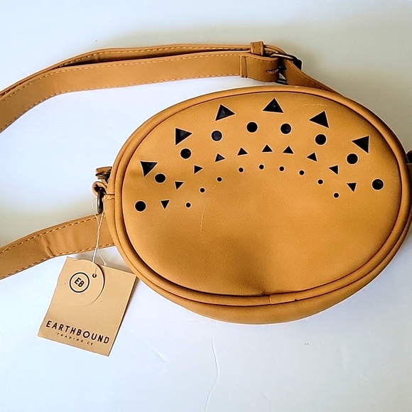 EARTHBOUND | Bags | Nwt Earth Bound Purse Tan | Poshmark